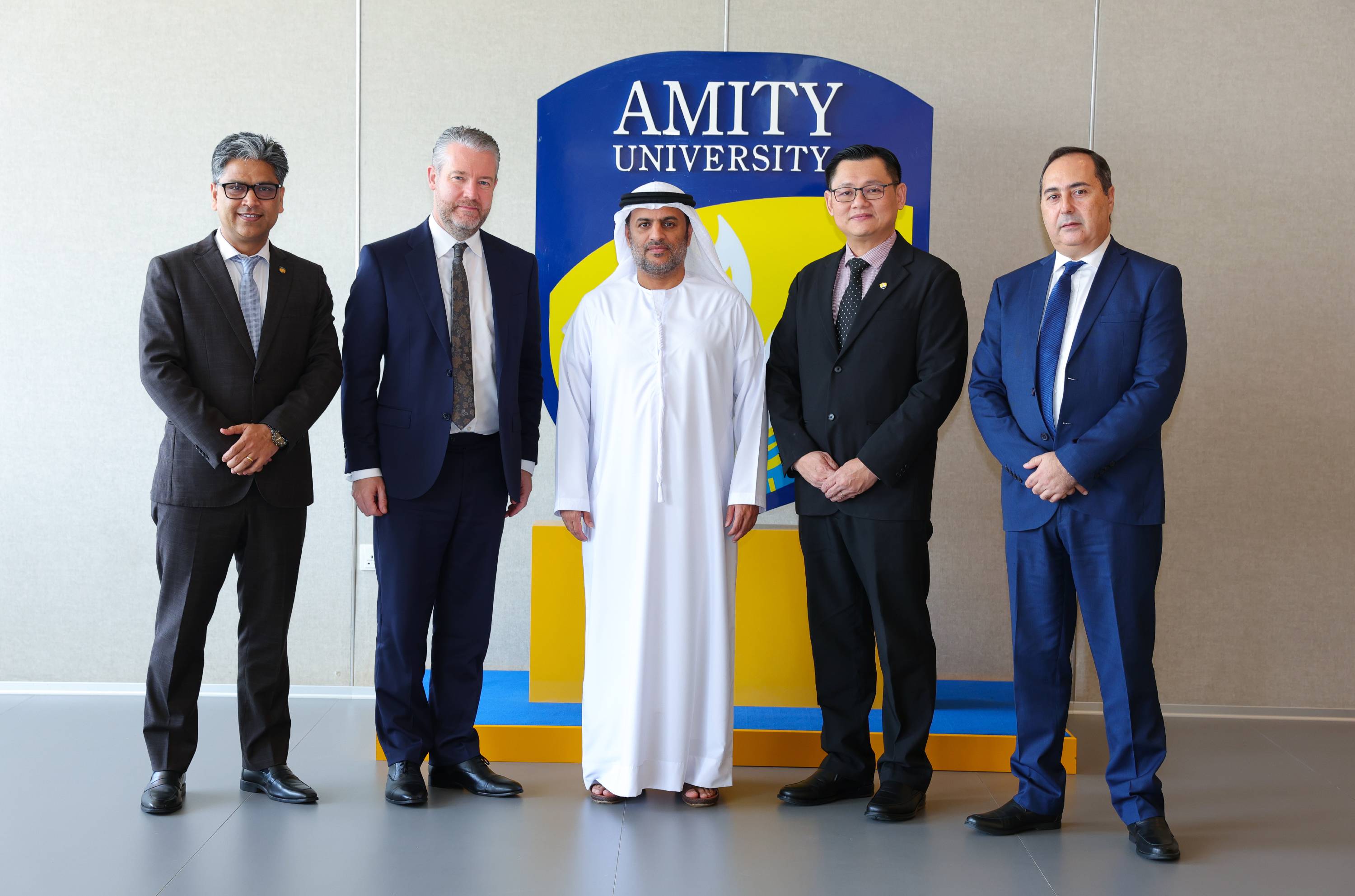 Students in the UAE given new way to access University of London ...