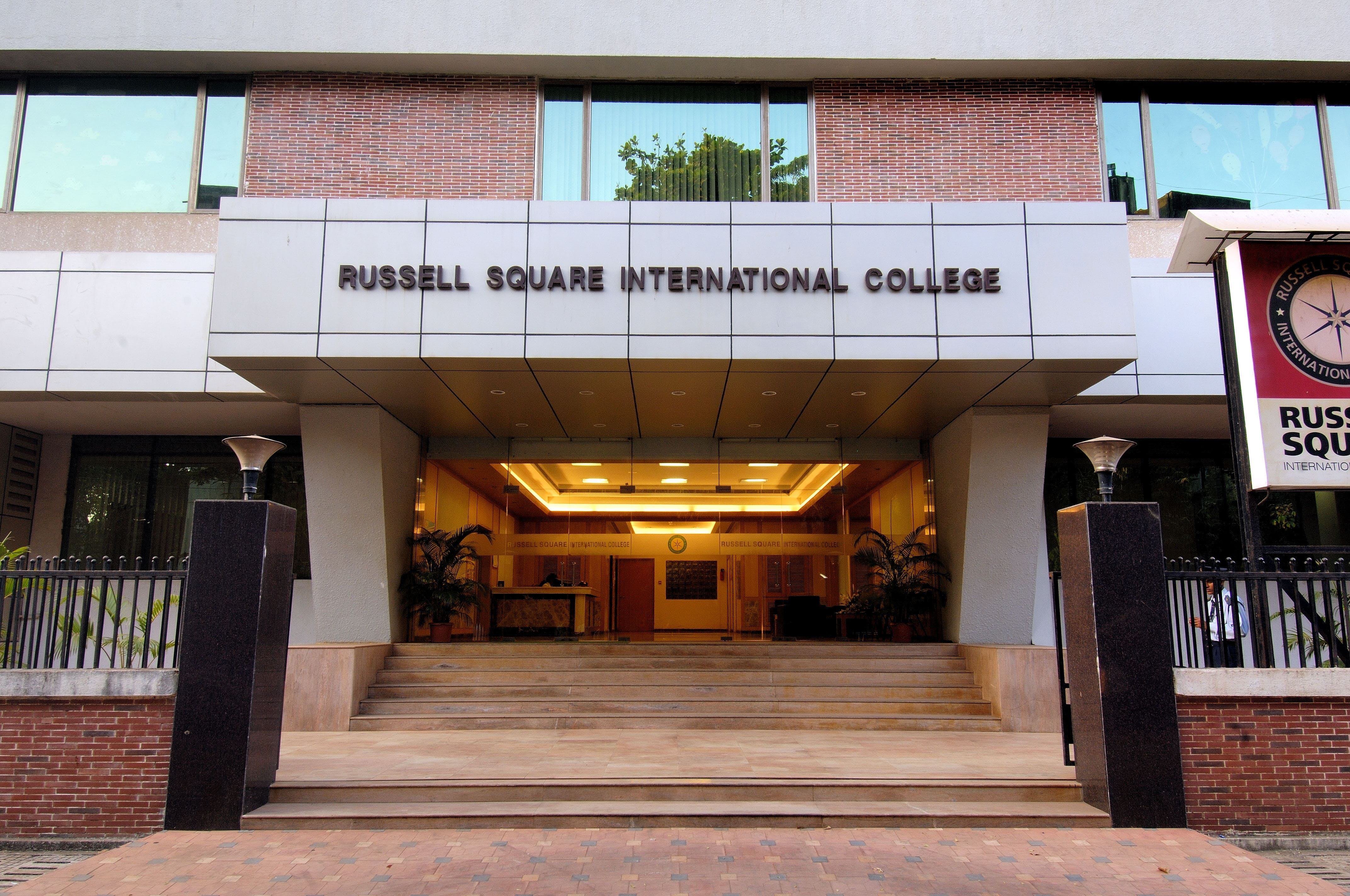 Russell Square International College | University of London