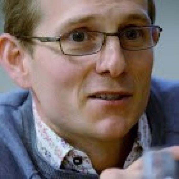 Dr J Simon Rofe | University of London