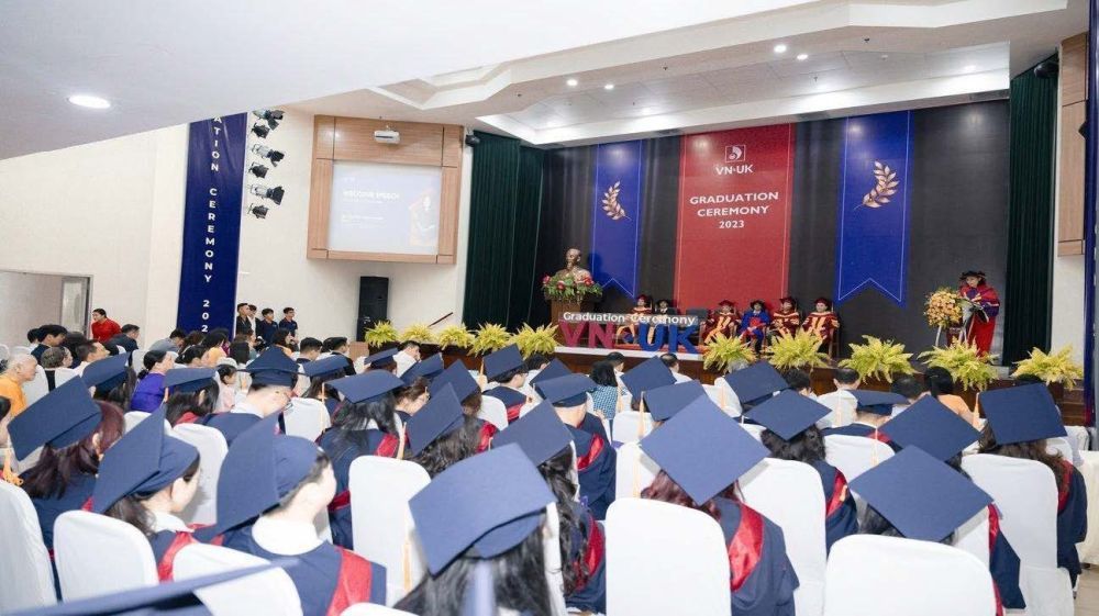 VNUK Institute for Research and Executive Education, University of ...